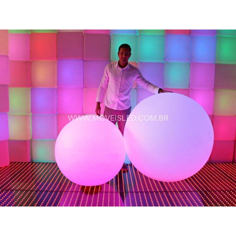 Locação de Esferas de LED Gigante 120cm - Confira Período Diária